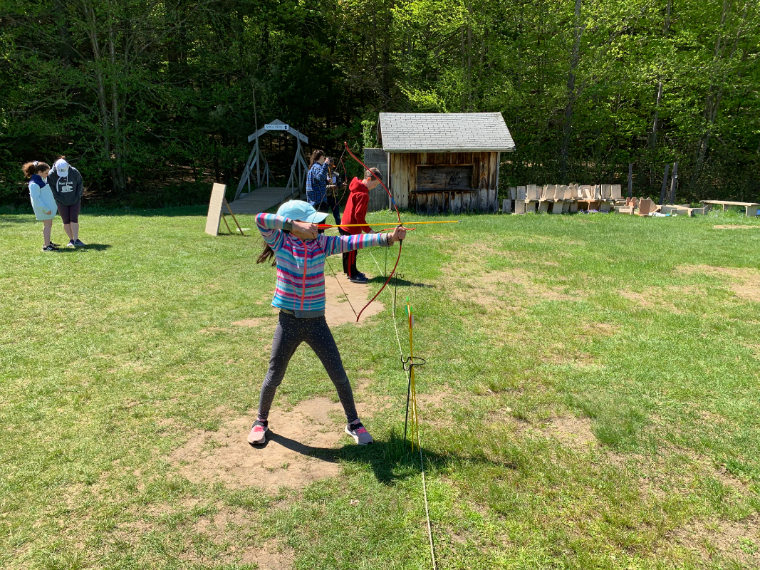 Fraser Woods Montessori School | Lower Elementary in the Great Outdoors