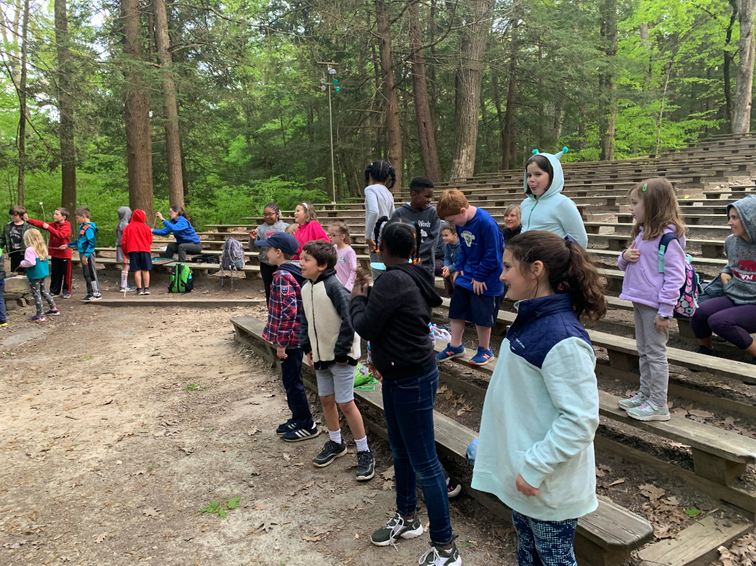 Fraser Woods Montessori School | Lower Elementary in the Great Outdoors