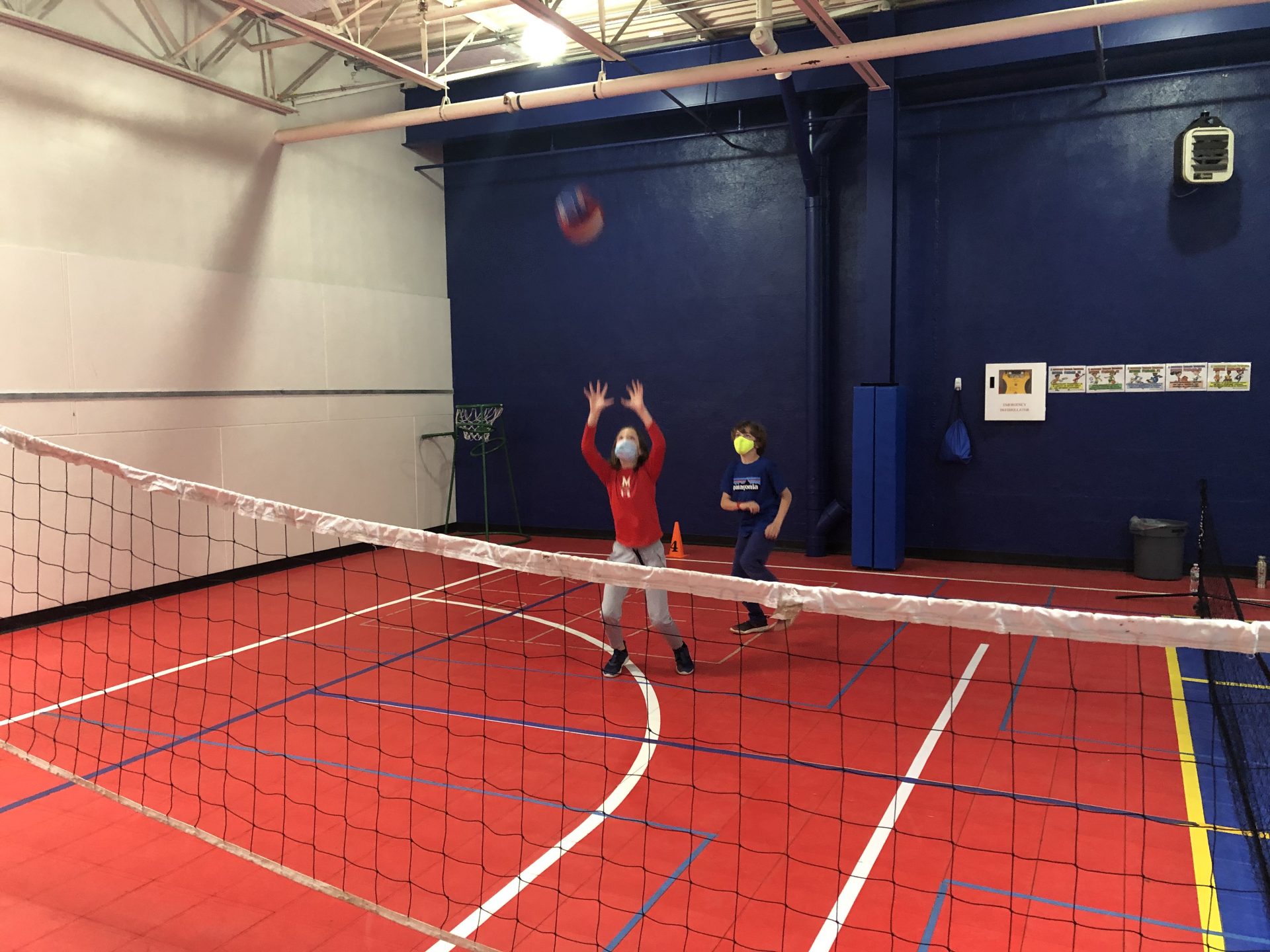Fraser Woods Montessori School | Elementary Volleyball