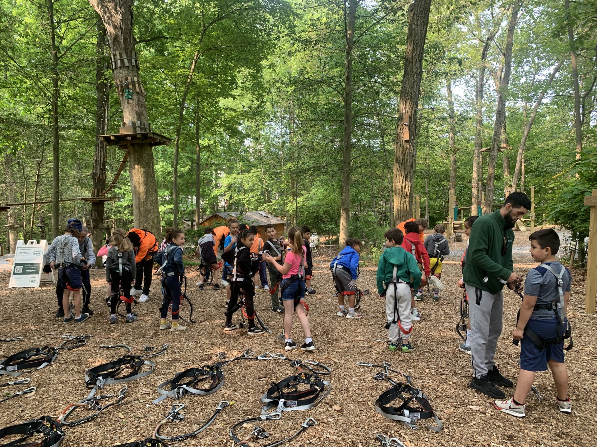 Fraser Woods Montessori School | Lower El at Adventure Park!