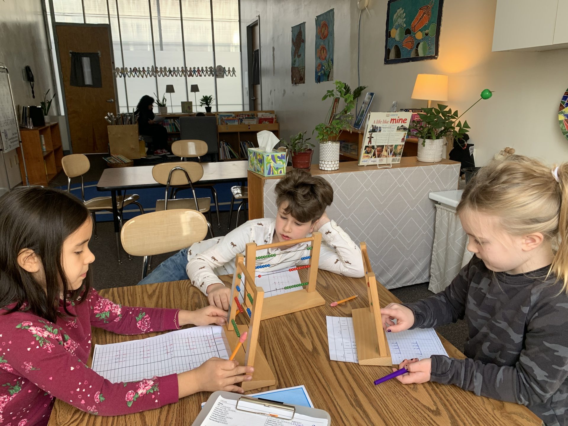 Fraser Woods Montessori School | Class Meetings in Lower Elementary